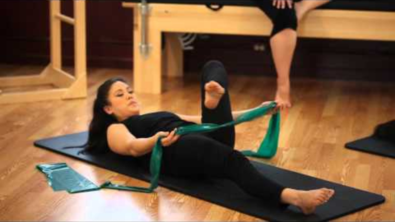 Flex Band - Fitness and Exercise Videos | Grokker