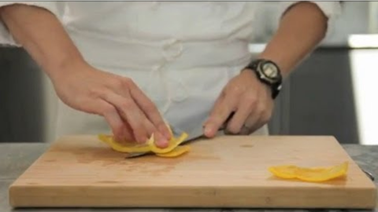 How to Brunoise Peppers - Cooking Videos | Grokker