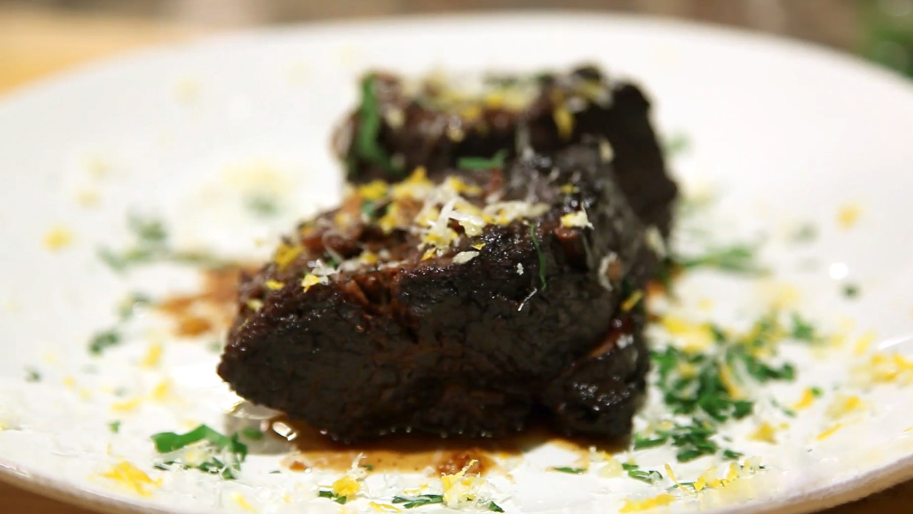 Chianti-Braised Short Ribs with Gremolata - Cooking Videos | Grokker