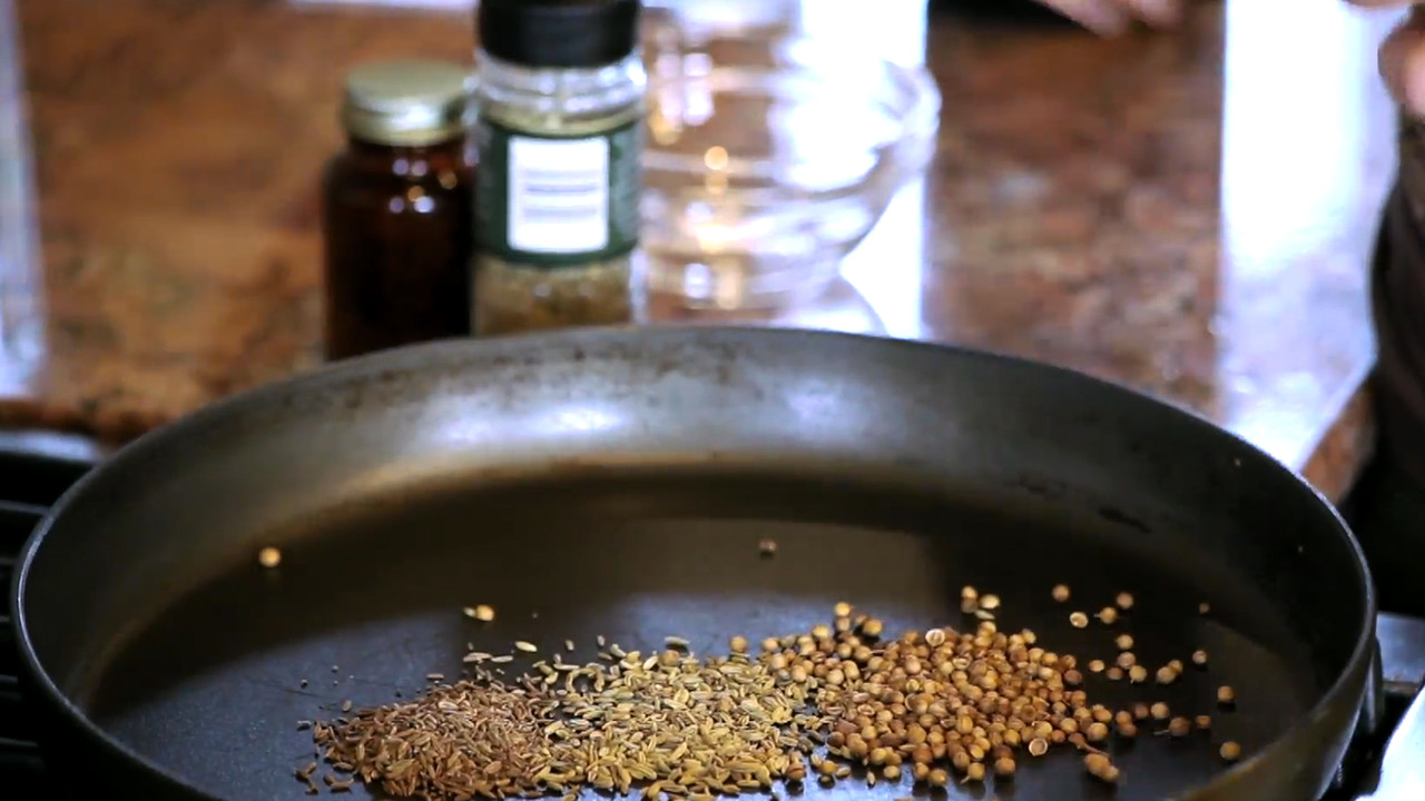 Dry Roasting Spices - Cooking Videos | Grokker
