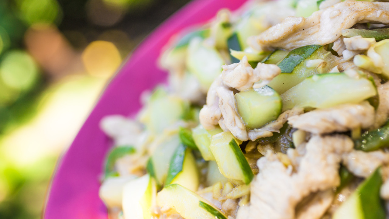 Chinese Chicken & Cucumber Stir Fry - Cooking Videos | Grokker