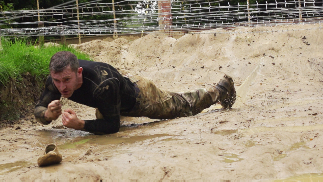 Crawling Under Obstacles - Ultimate Mud Runner - Fitness and Exercise ...