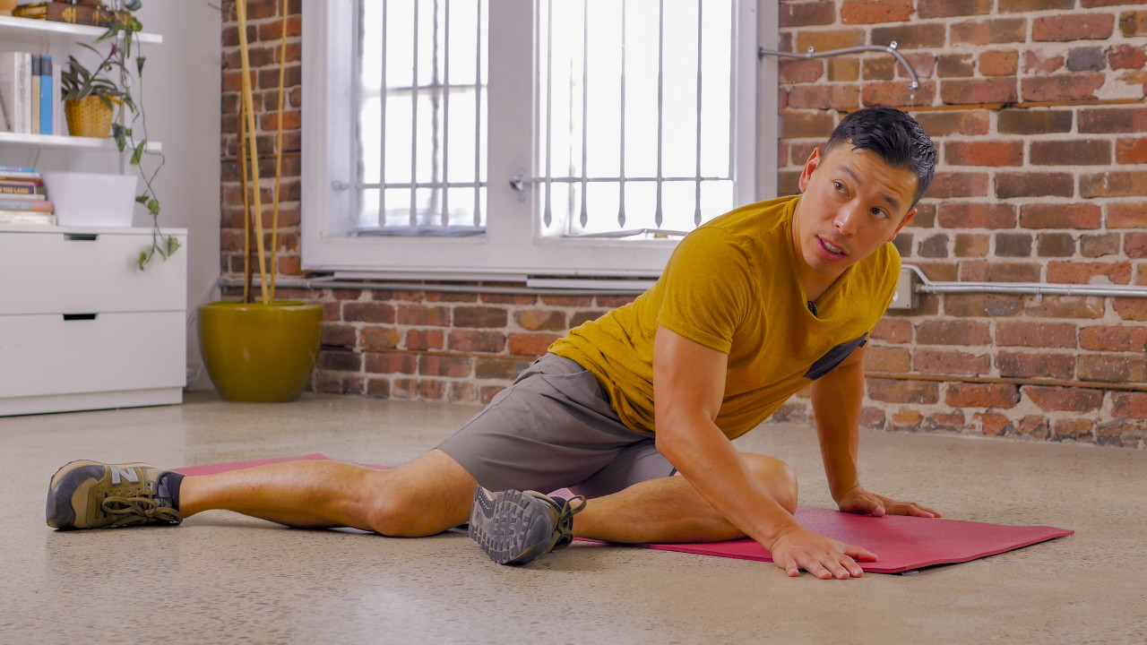 90/90 Hip Rotation Trunk Lean - Day 16 - Fitness and Exercise Videos ...