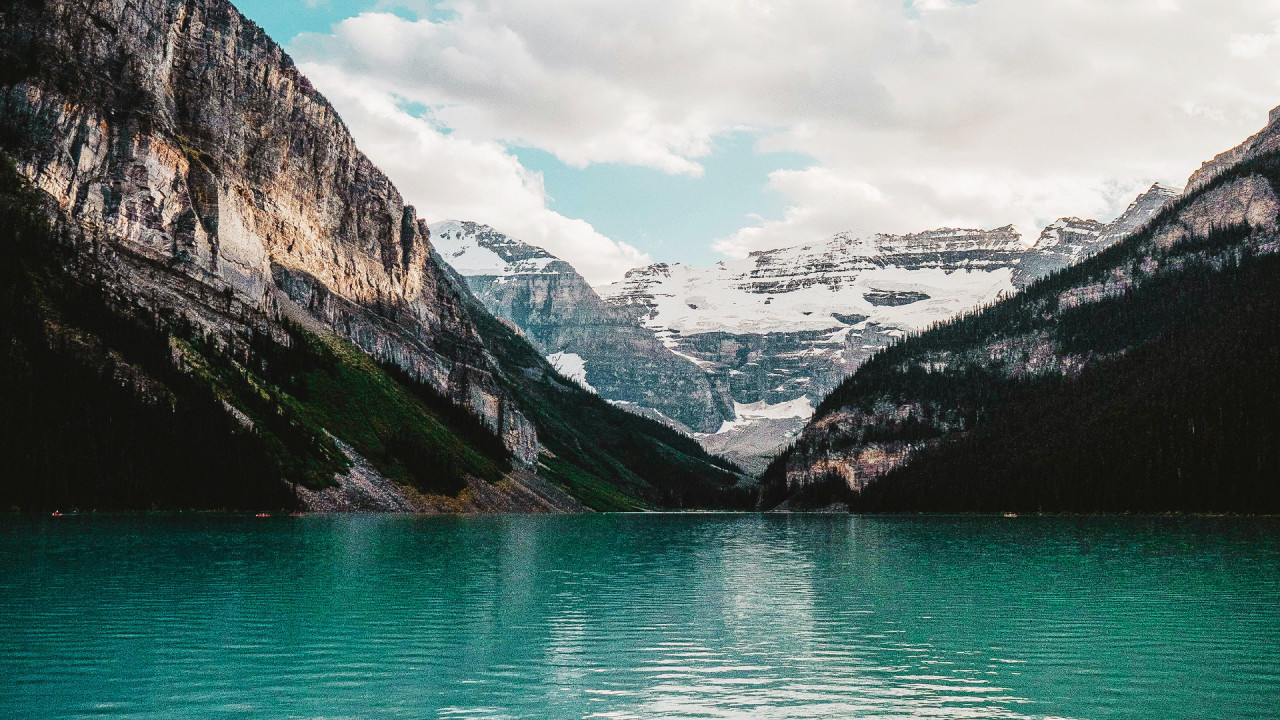 Luminous Lake Louise Sleep Story - Meditation, Mindfulness, and Mental ...